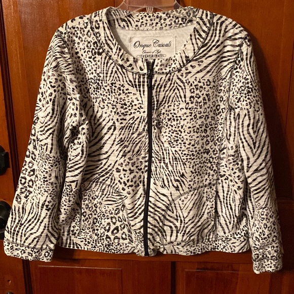 Onque Casuals | Jackets & Coats | Onque Casuals Jacket Large | Poshmark